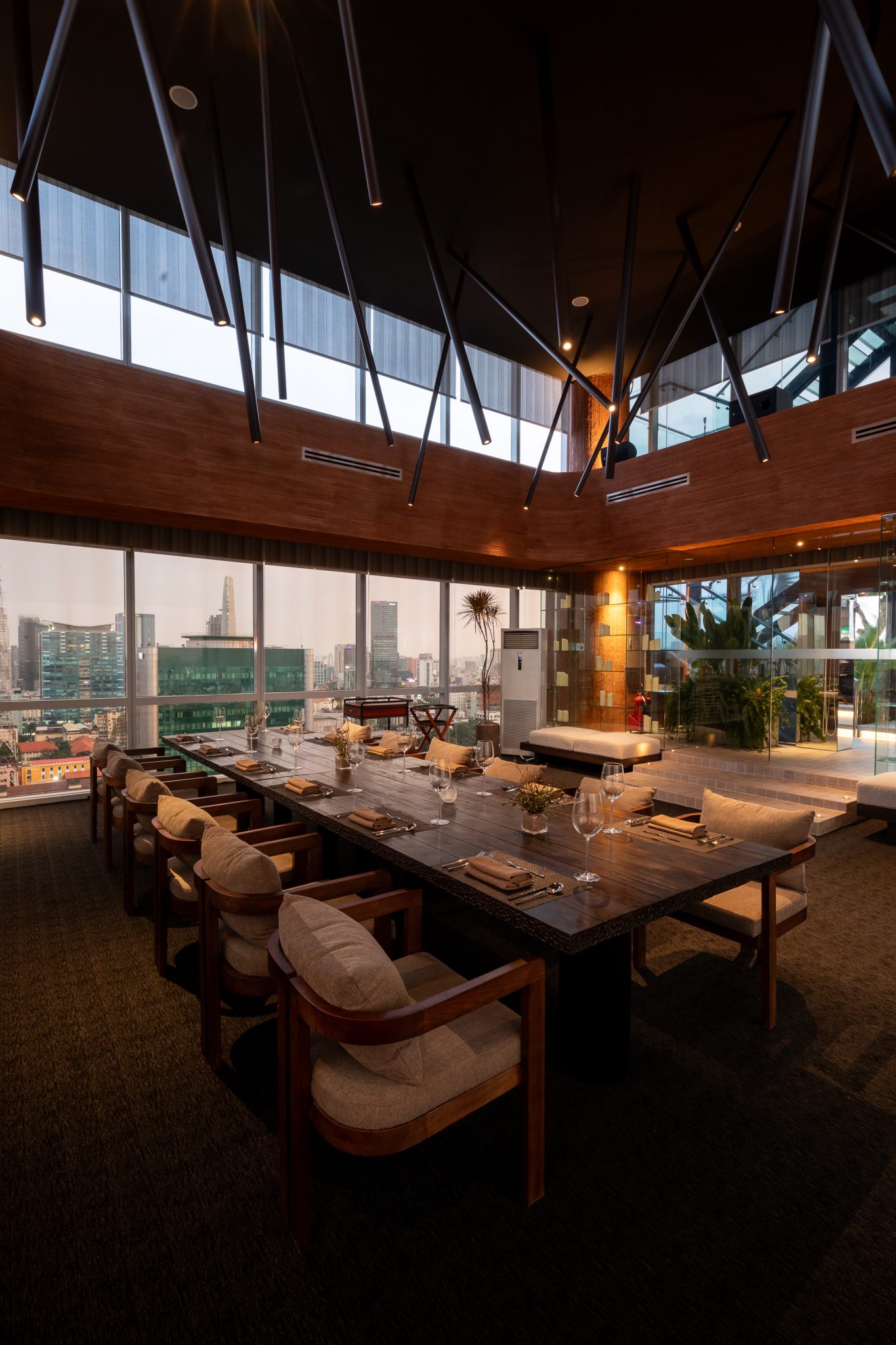 Shri Lifestyle Dining - Home Page