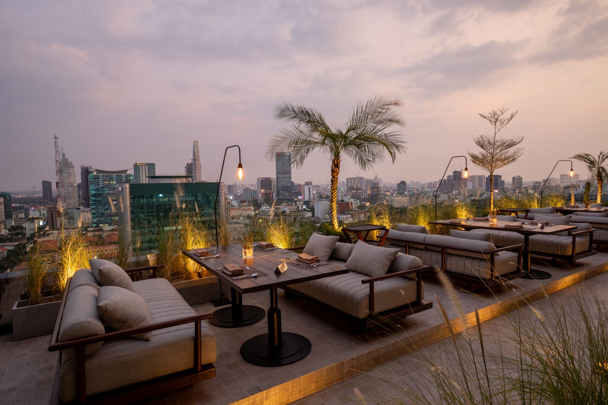 Shri Lifestyle Dining - Home Page